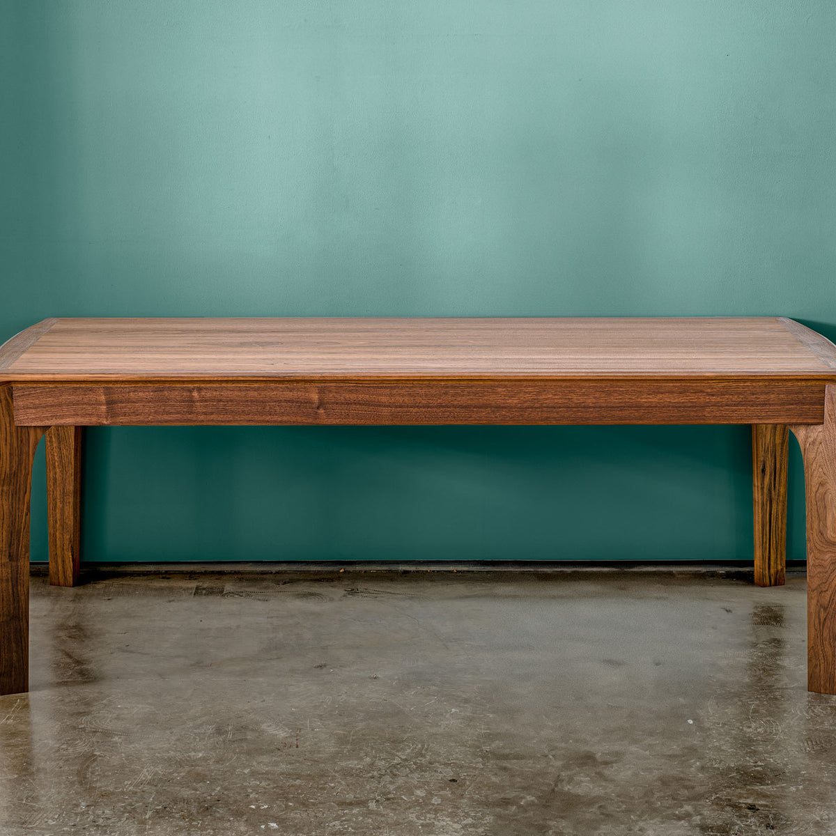 Brandlo Dining Table – Steady by Liam