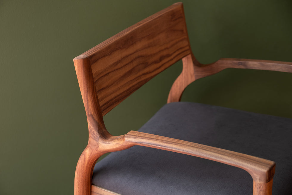 KHELLS CHAIR – Steady by Liam